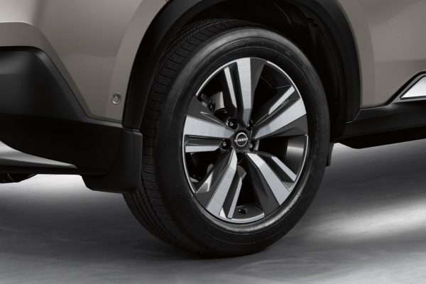 Genuine Nissan Front Mudguards Set (FR) - New X-Trail (T33) | T99J26RR0A